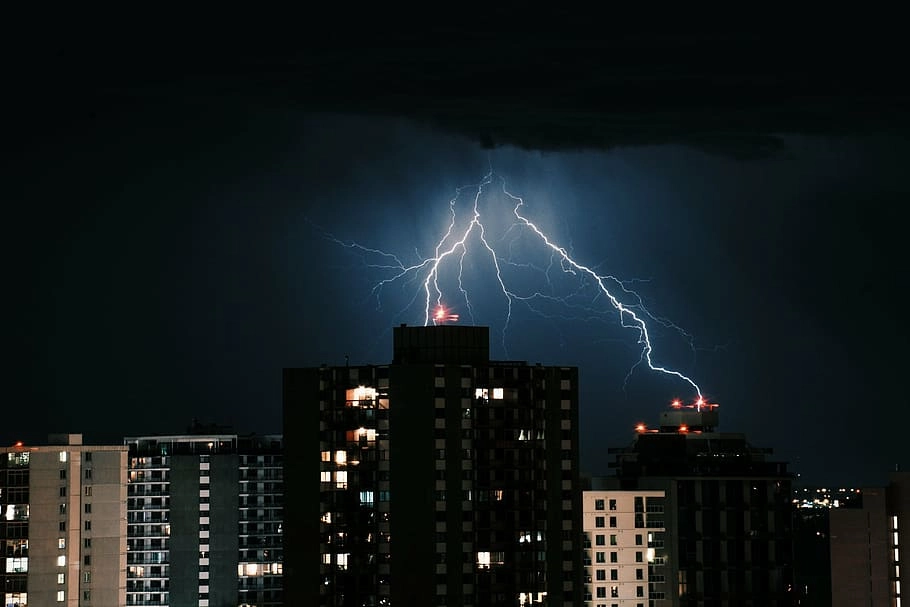 Lightning protection of modern buildings-Lightning protection