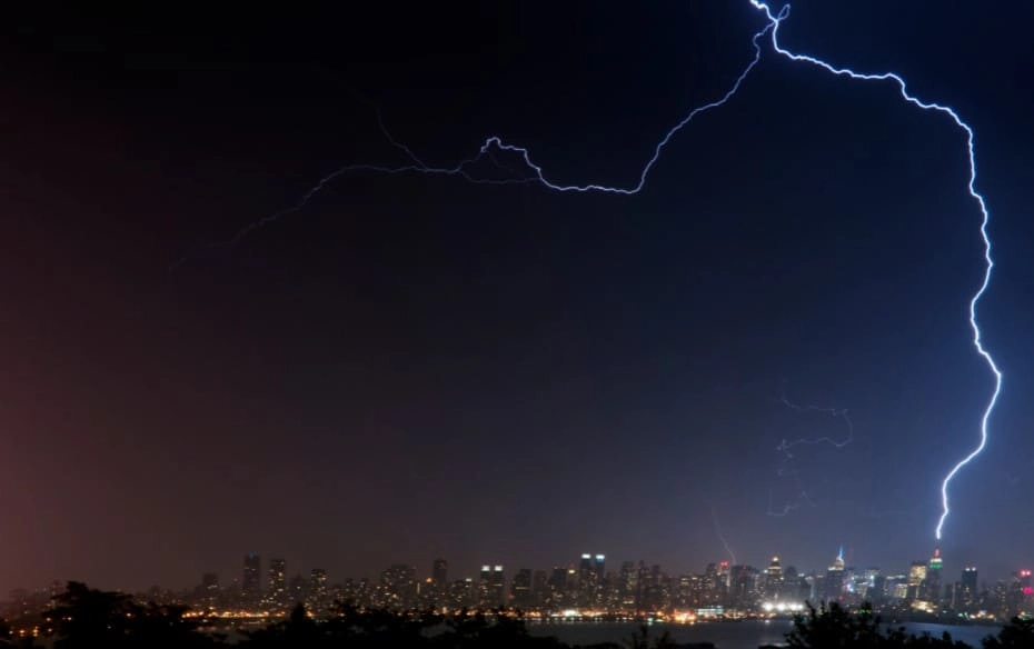 High-rise building-advanced lightning protection system-Sunlight