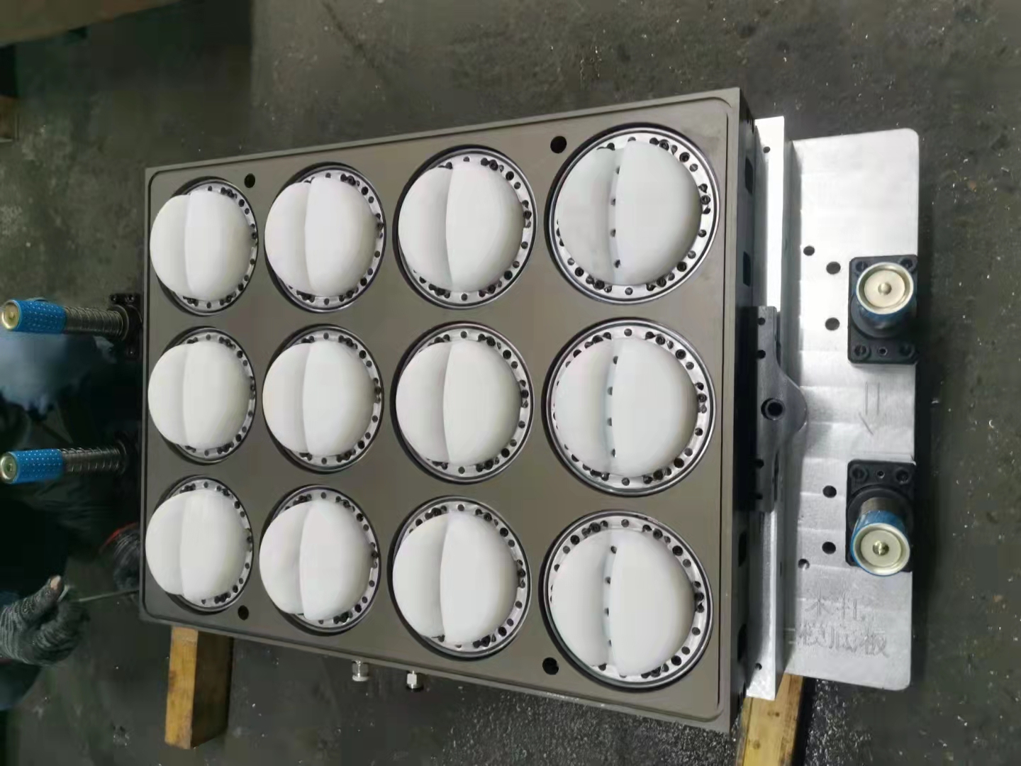 Thermoforming Mold Supplier-Exporter-Jiushihao