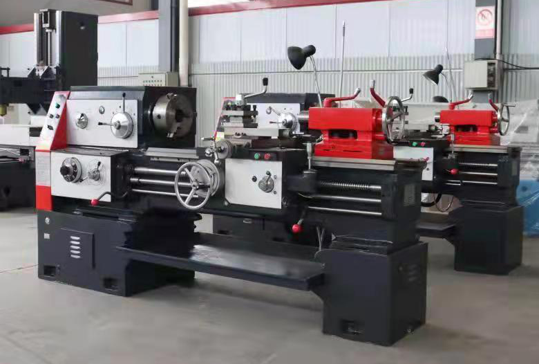 Types of lathe machine overview