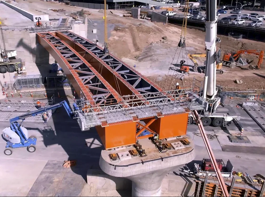 Prefabricated Single Cell Box Girder Footbridge Economic Steel Bridges ...