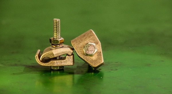 Do you know the function and advantages of cable clamp?