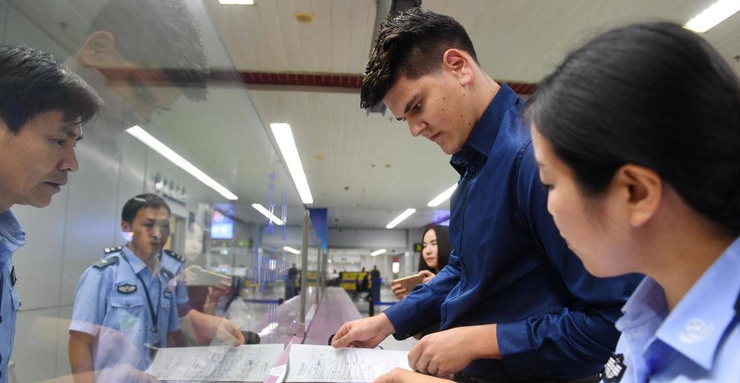 Permanent Residency is not the same as Chinese Nationality