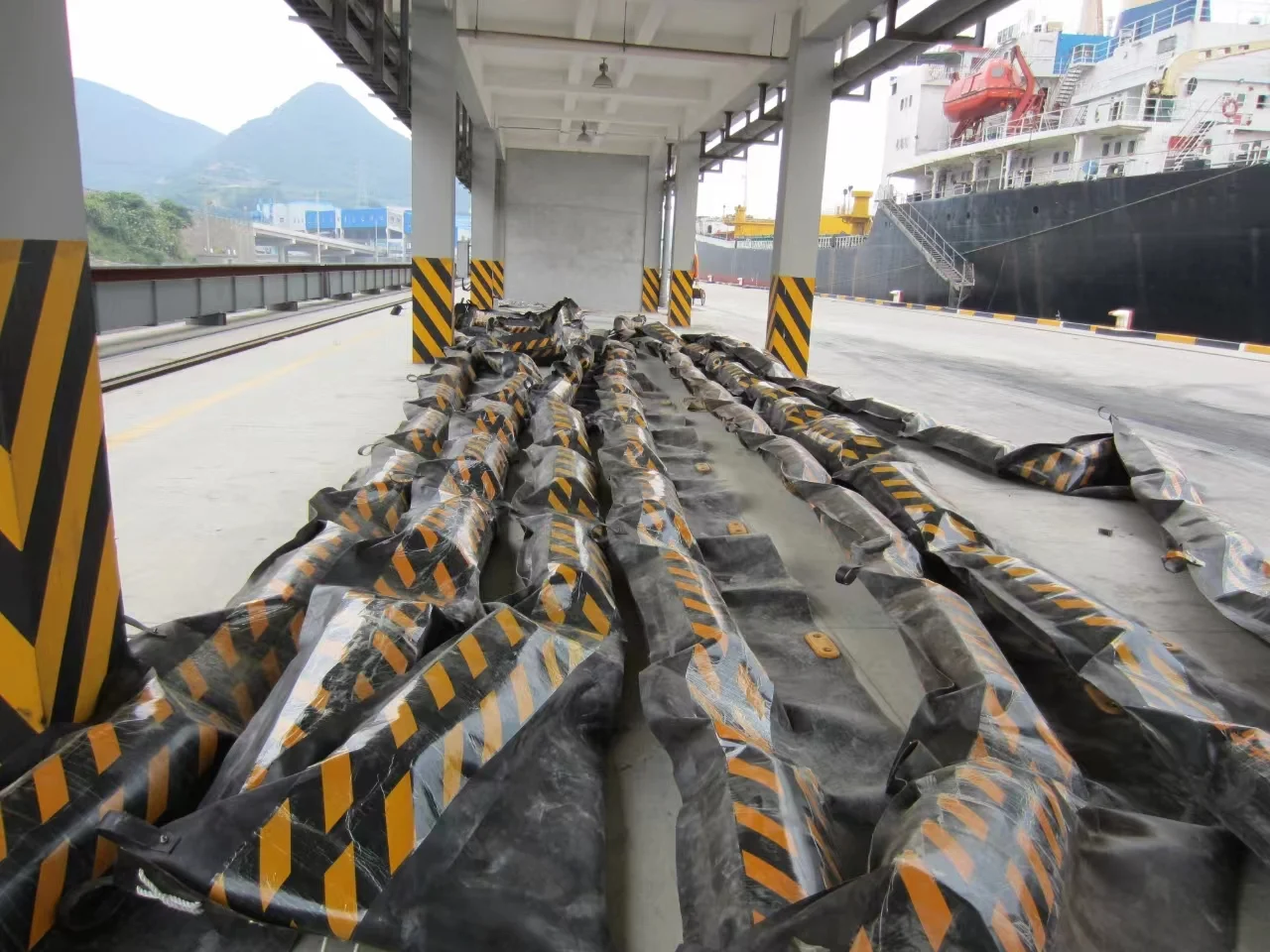 Float oil boom-Suzhou HealthRun Newmaterial Technology Co., Ltd.