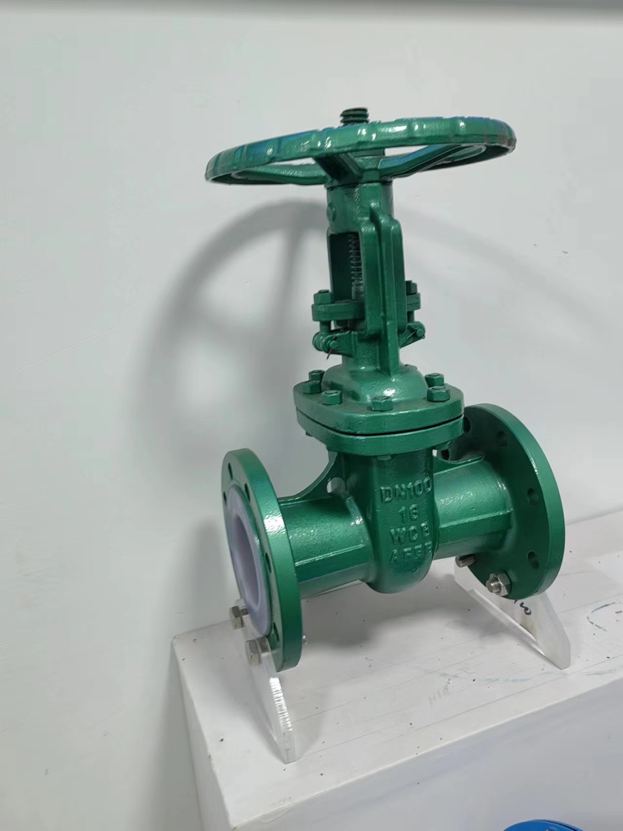 Z41F46衬氟闸阀_浙江安氟阀门制造有限公司