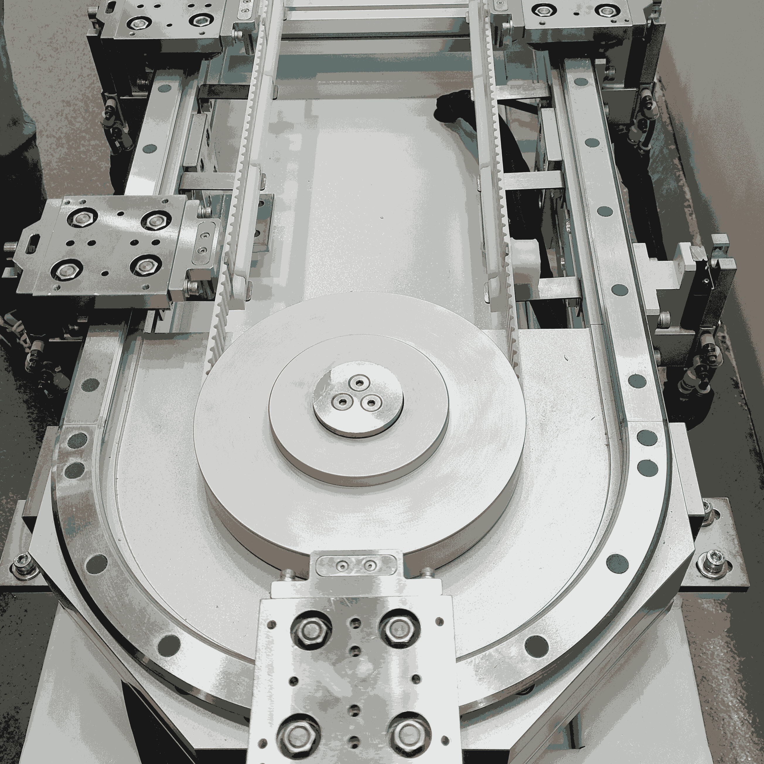 东莞环形导轨厂家-圆弧导轨-滚轮导轨-直曲滑轨-环形精密生产线-柔性自动化生产线-东莞市宝奇自动化技术有限公司