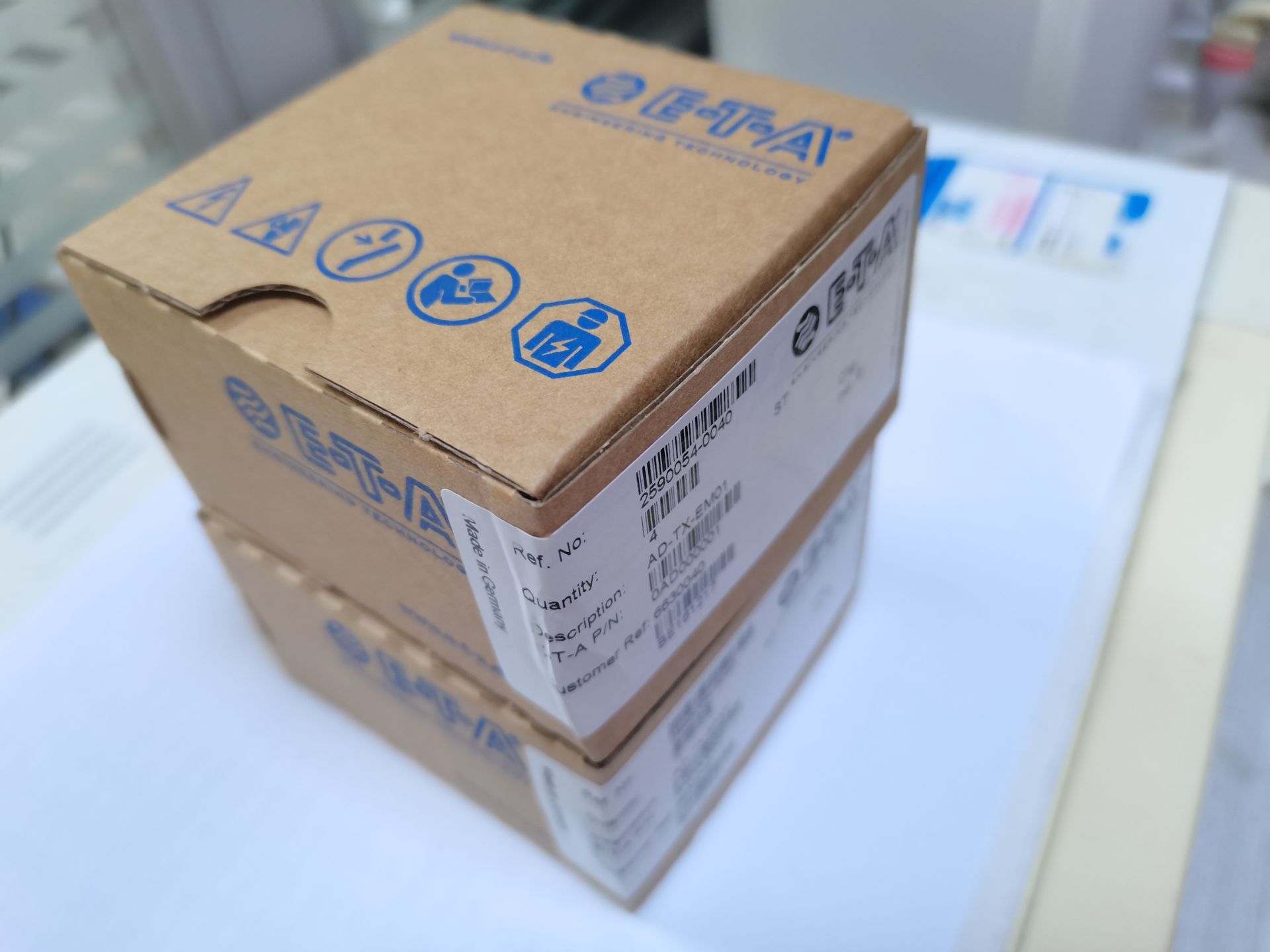 ETA开关1180-01-0.4A _上海绿添科技有限公司