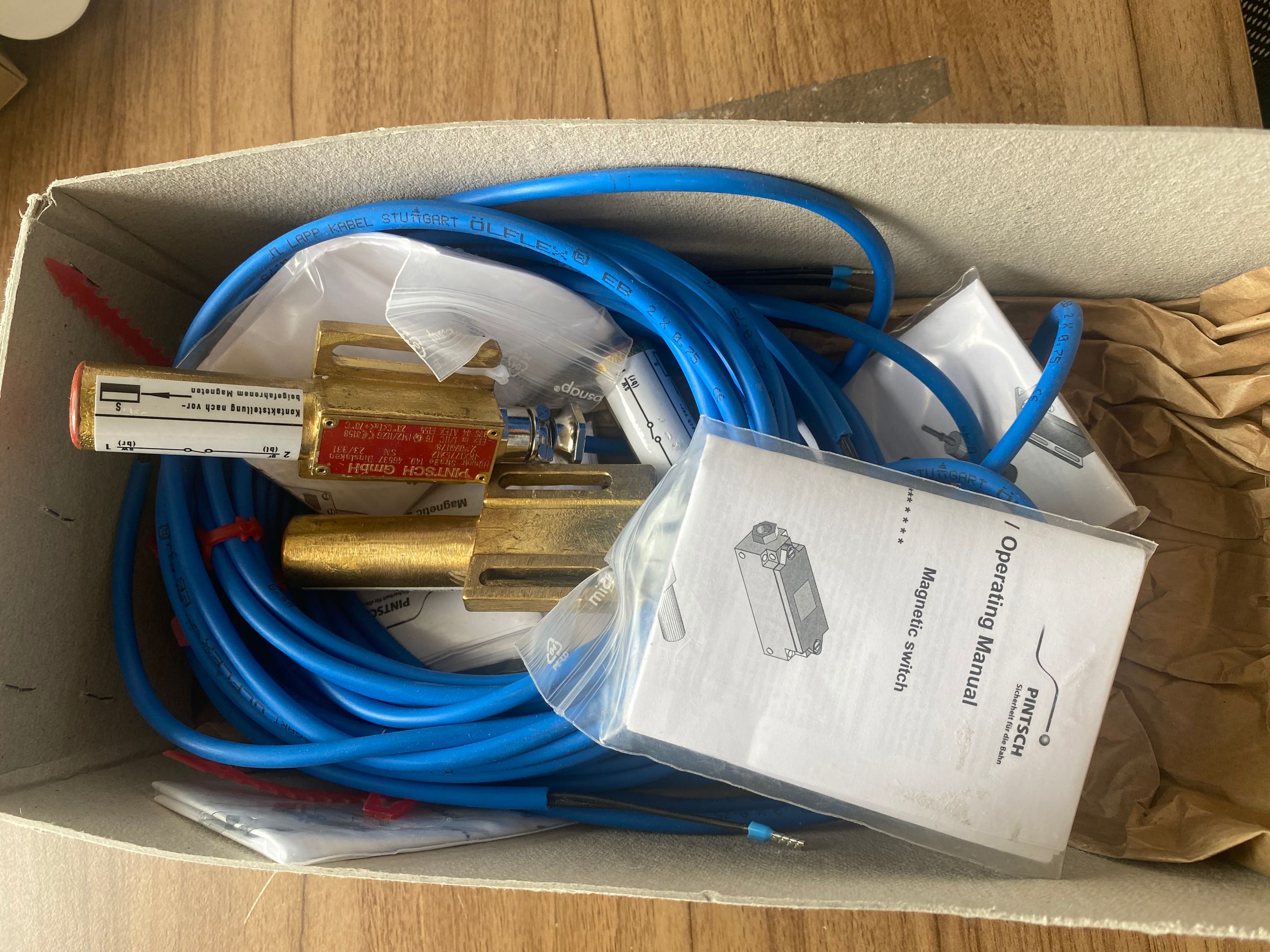 Tiefenbach IKX177L212 L=05M ATEX磁性开关上海绿添科技有限公司